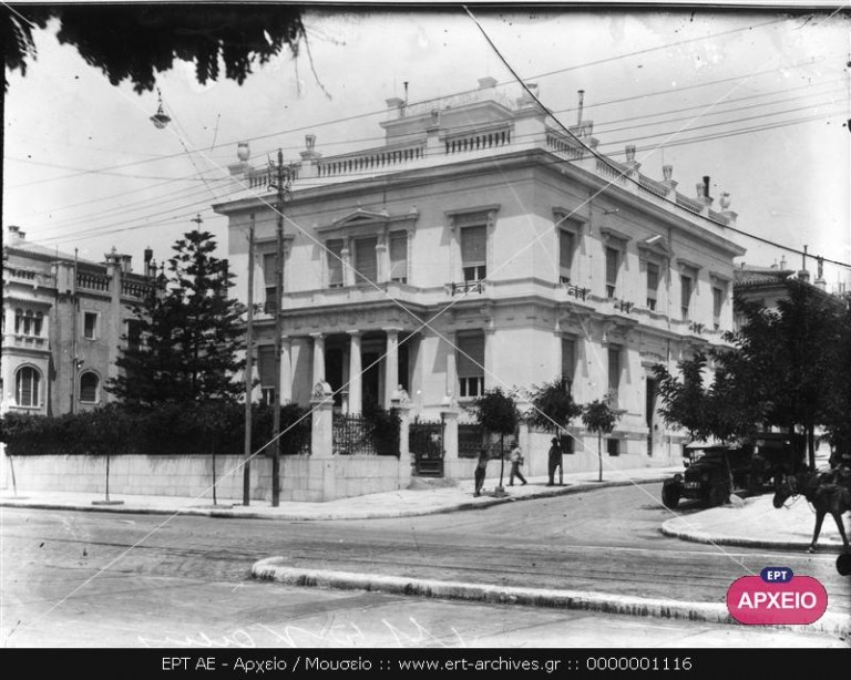 Η ΟΙΚΙΑ ΜΠΕΝΑΚΗ | archive.ert.gr