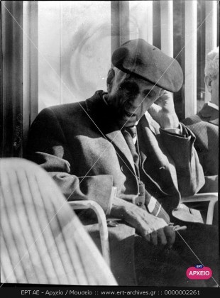 Ο ΚΩΣΤΑΣ ΒΑΡΝΑΛΗΣ | archive.ert.gr