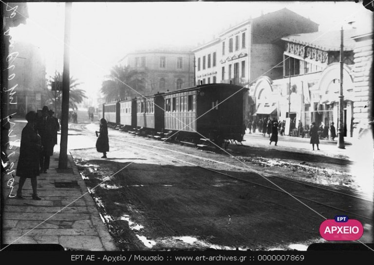 ΑΠΟΨΗ ΤΗΣ ΠΛΑΤΕΙΑΣ ΛΑΥΡΙΟΥ | archive.ert.gr