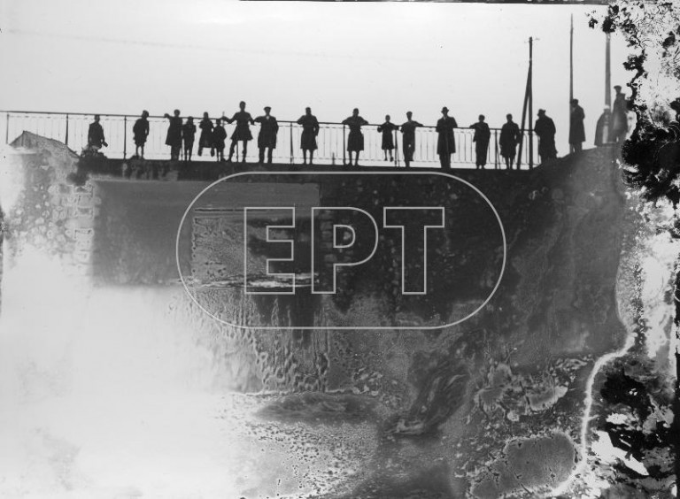 Η ΓΕΦΥΡΑ ΤΟΥ ΙΛΙΣΣΟΥ ΠΟΤΑΜΟΥ ΣΤΟ ΥΨΟΣ ΤΗΣ ΟΔΟΥ ΠΑΠΑΔΙΑΜΑΝΤΟΠΟΥΛΟΥ ...