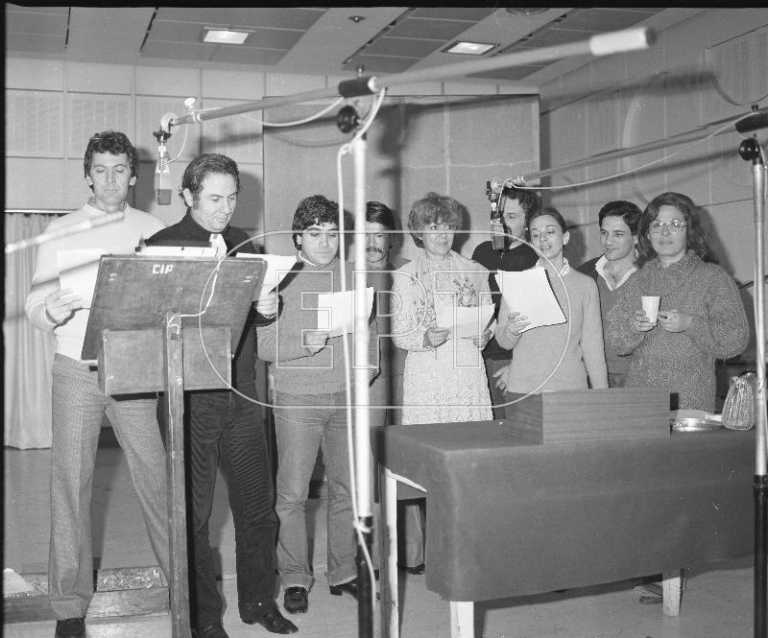 ΣΥΛΛΟΓΉ ΘΕΑΤΡΟ ΣΤΟ ΡΑΔΙΟΦΩΝΟ | archive.ert.gr